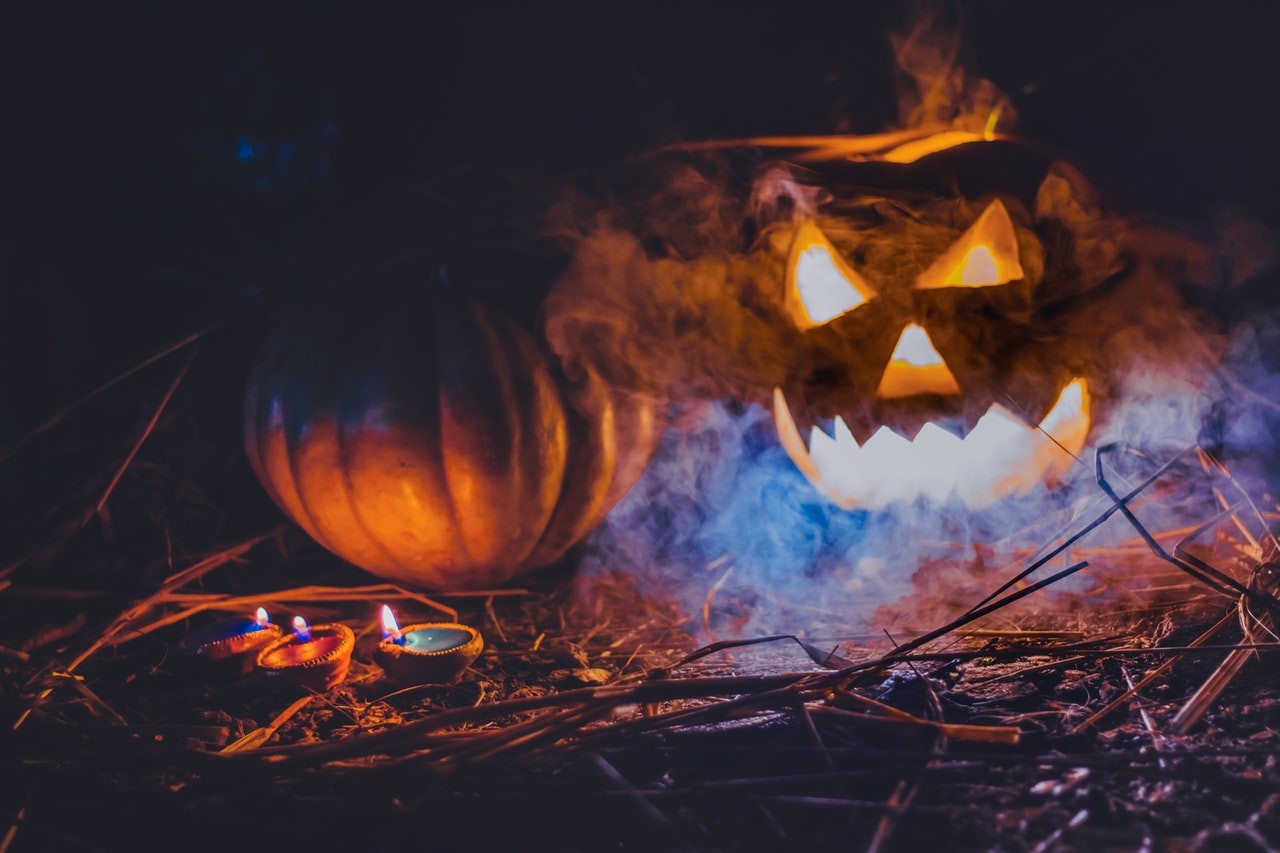 Cuentos De Halloween Cinco Historias De Miedo Aptas Para Niños Para Contarles Esta Noche